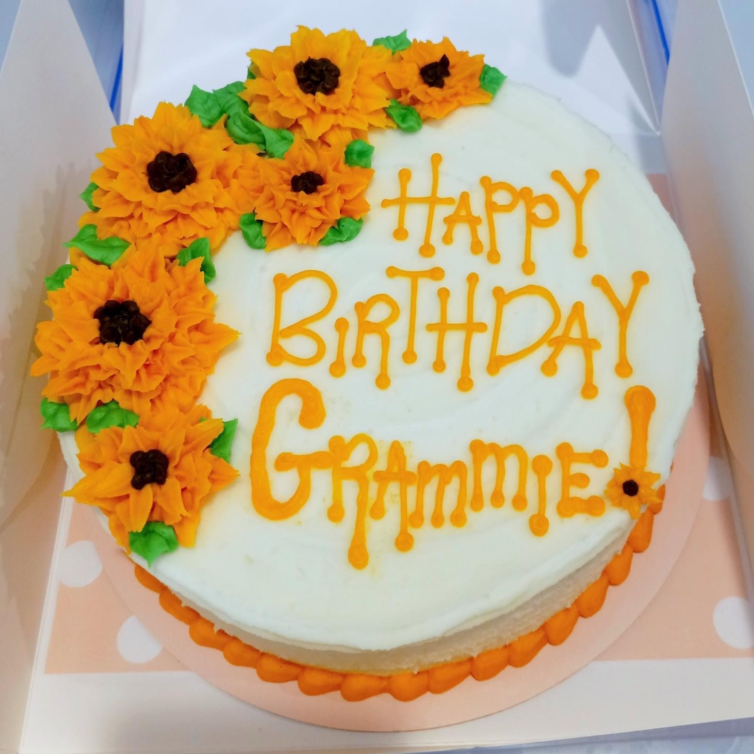 Retro Bakery MI - Cakes