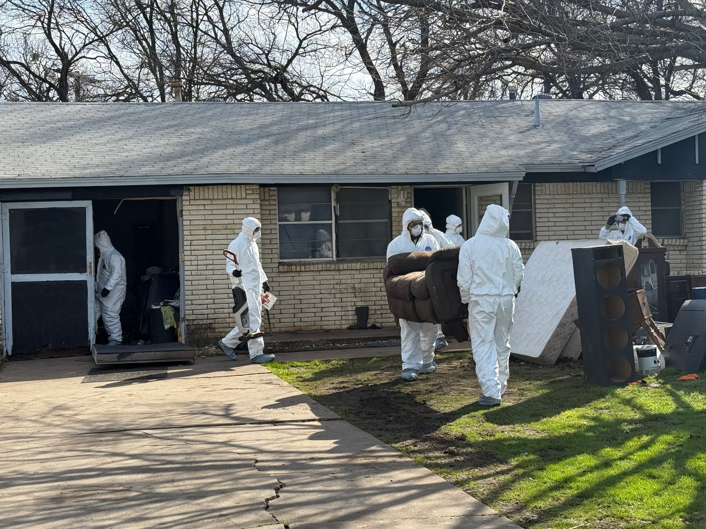 CHRISTIAN’S CREW - Eviction Clean Outs